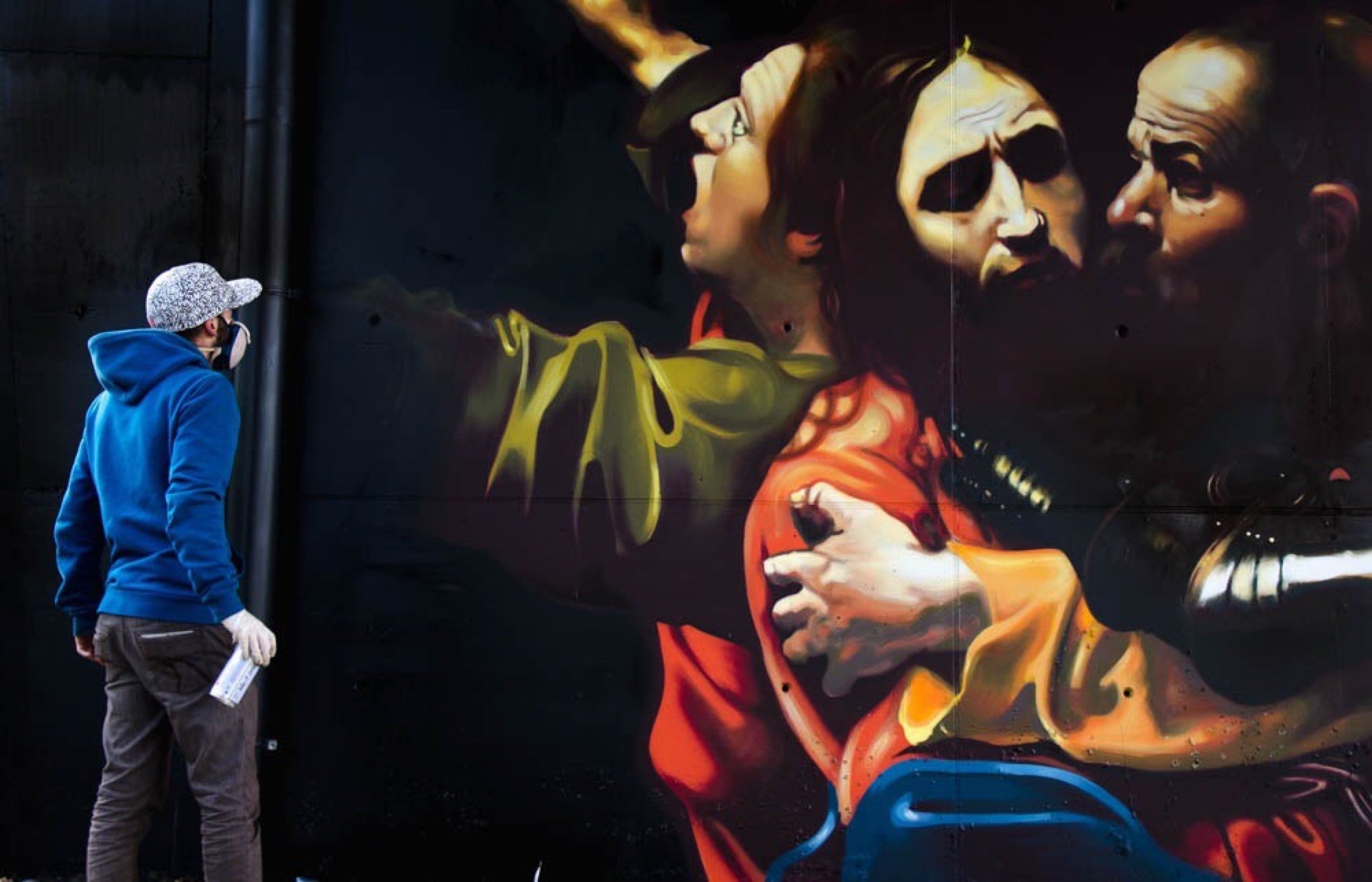 Wonderful & Extraordinary walls from around the world - A road bridge ...